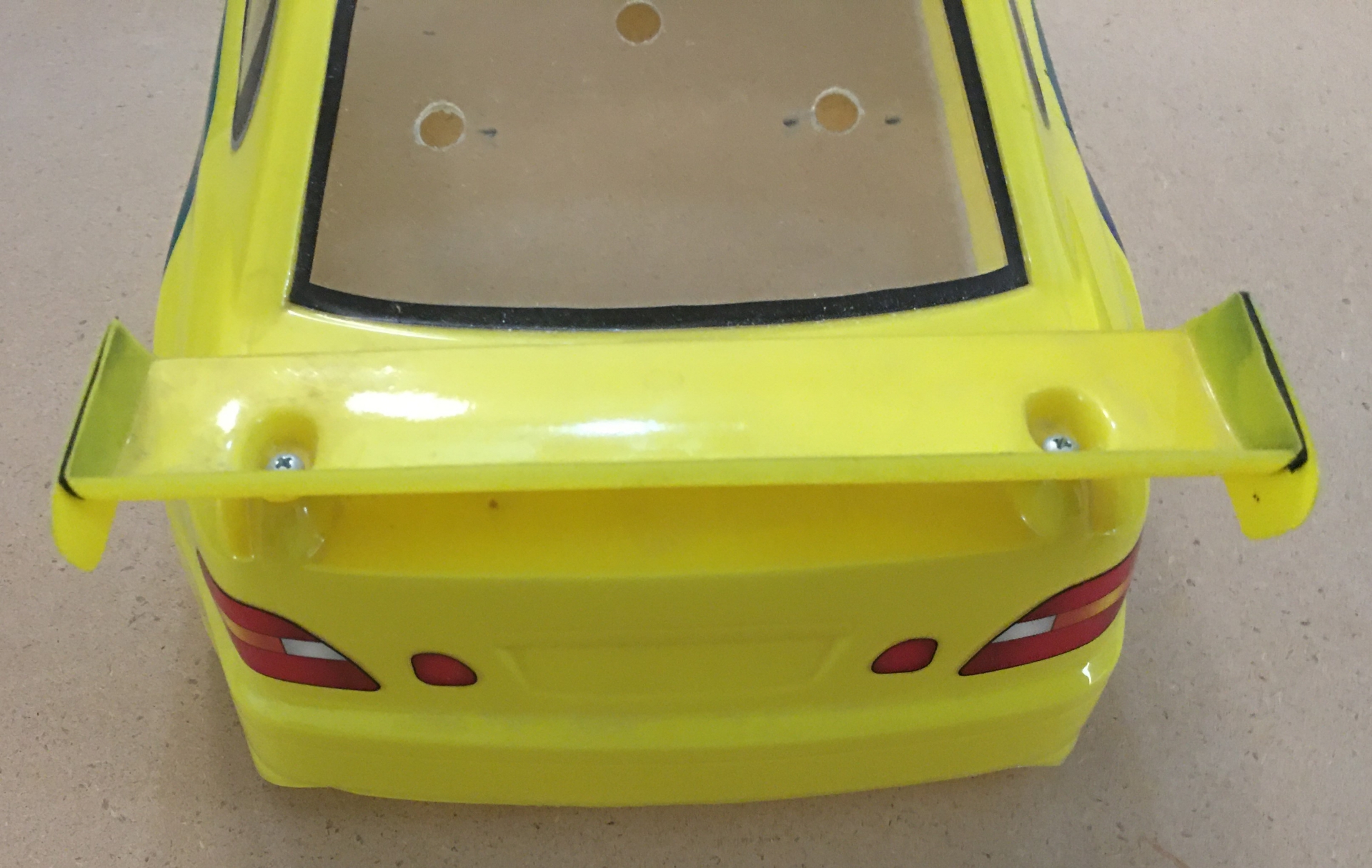 GoRC Canada. Tamiya TT-01 Lexus Yellow 1/10 Body (refurb)